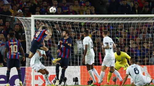 Lewandowski scores twice to save Barca from elimination in Champions League