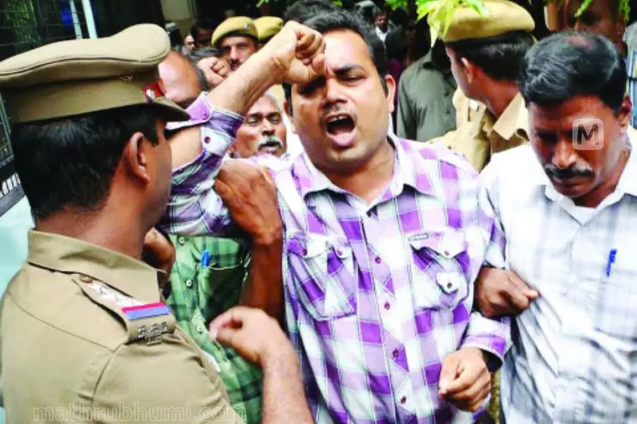 SC asks why Kerala wants to withdraw plea to reinstate UAPA against Roopesh