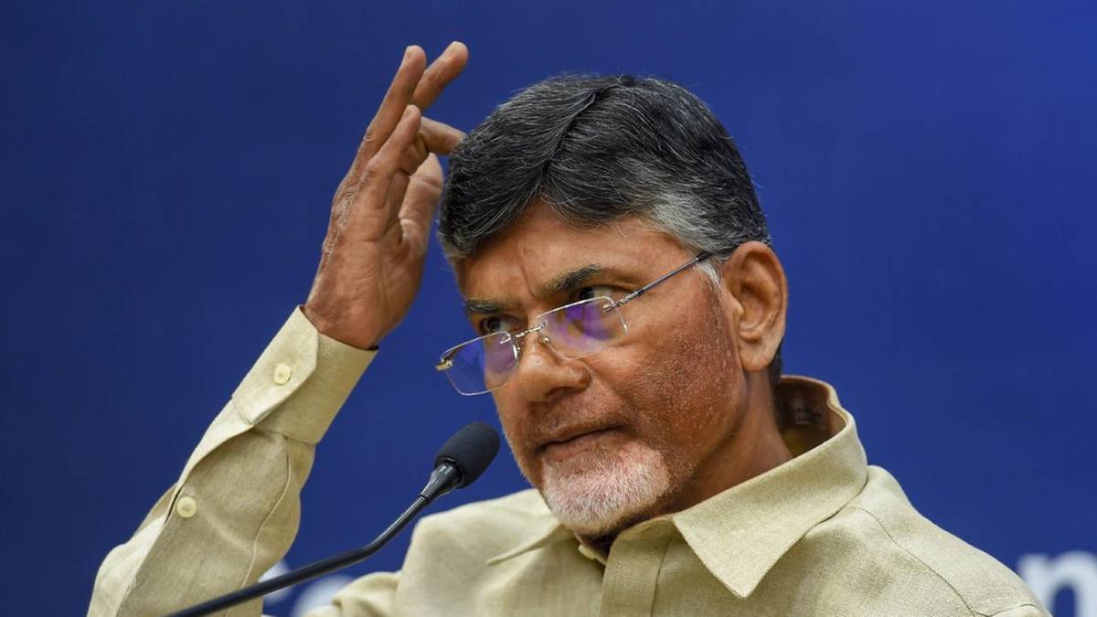 Chandrababu Naidu gets anticipatory bail from HC in Angallu 307 case