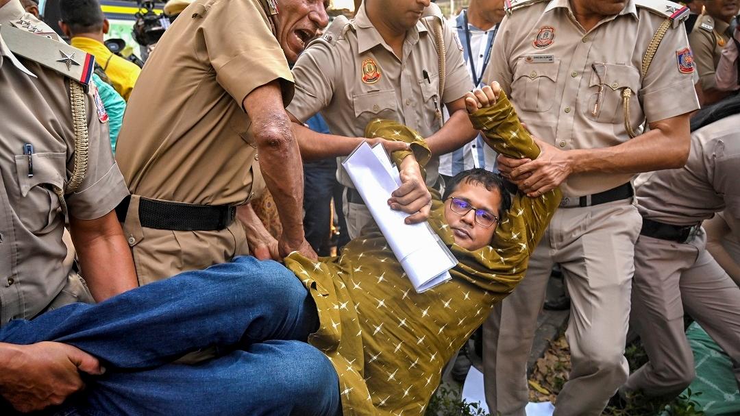 TMC leaders holding dharna outside EC office detained by Delhi Police