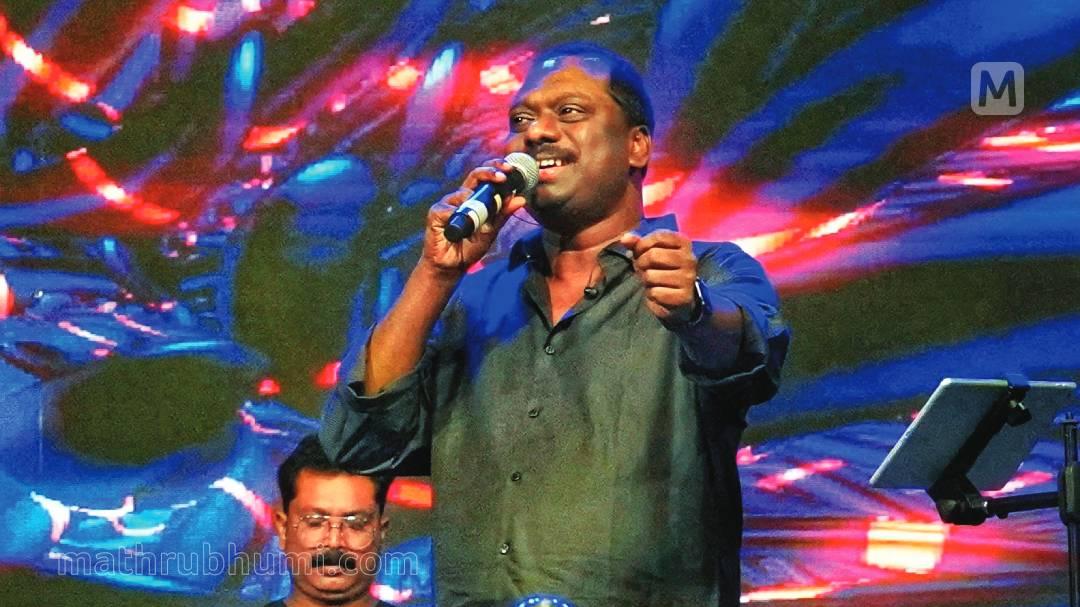 Principal snatches mic from Jassie Gift's hand during college event ...