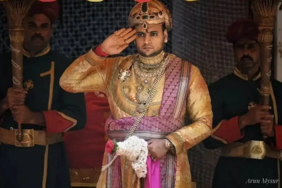Mysuru King Yaduveer Wadiyar set for debut in politics, to contest for BJP