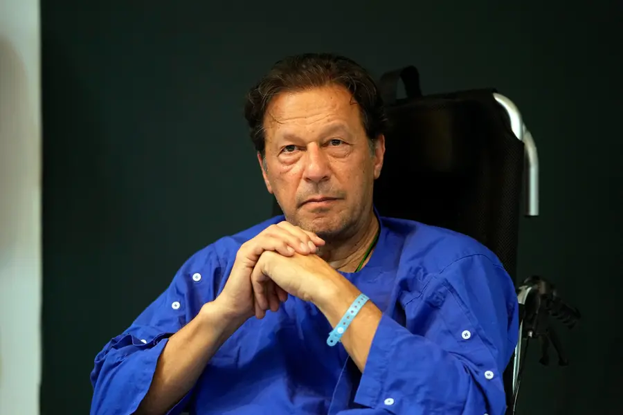 Pak ex-PM Imran Khan can be poisoned in Attock jail, says wife Bushra