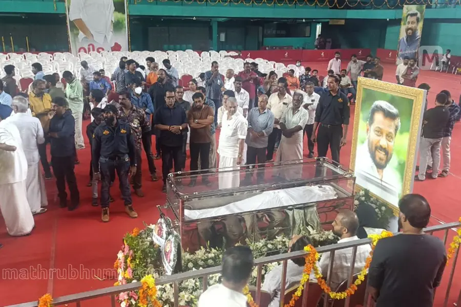 സംവിധായകൻ സിദ്ദിഖിന് വിട; ഇൻഡോർ സ്റ്റേഡിയത്തിൽ പൊതുദർശനം, ഖബറടക്കം ...