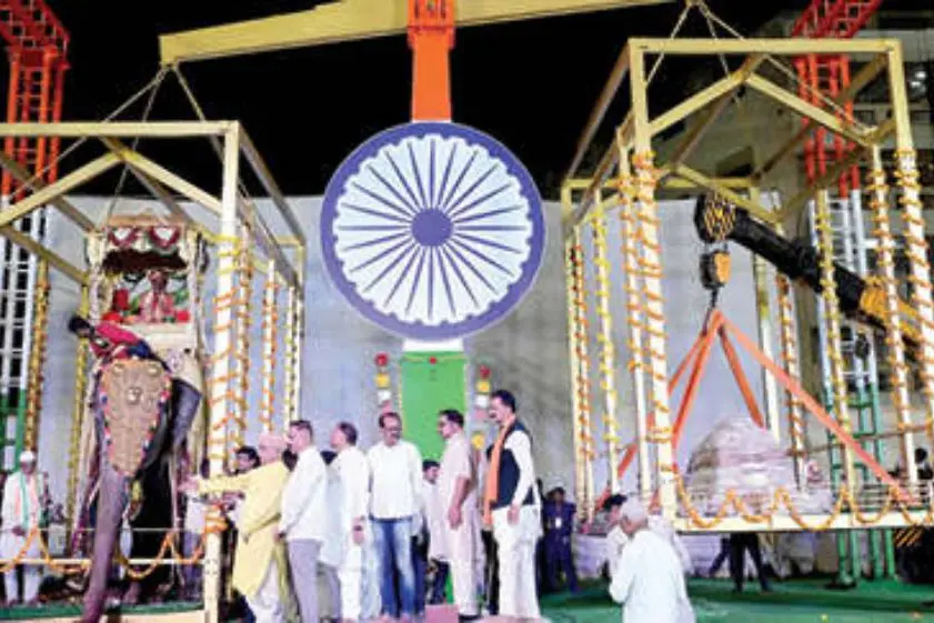 Thulabharam for elephant with coins for seer’s birthday in Karnataka ...