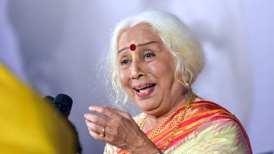 Renowned classical singer Prabha Atre passes away, President & PM Modi ...