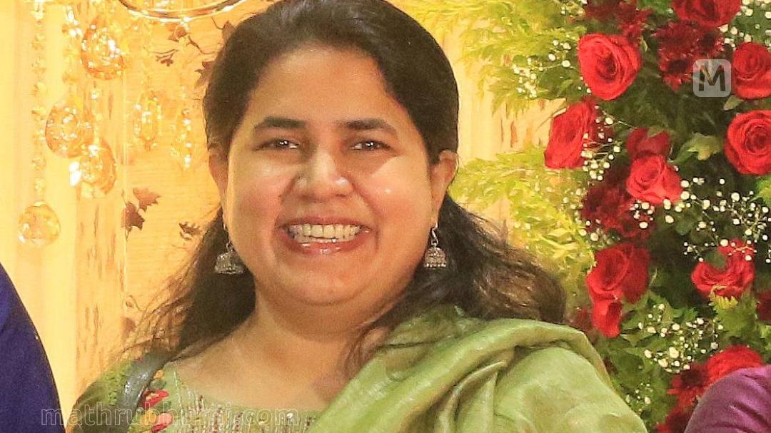 Union ministry announces probe against Veena Vijayan's firm; report in ...