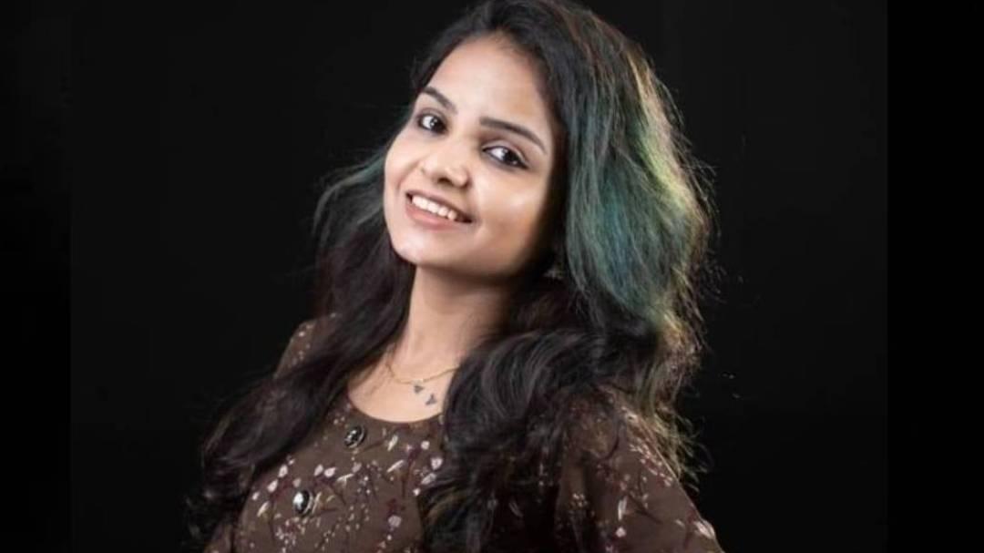 Mathrubhumi’s Anusree Madhavan bags Kalabhavan Mani Memorial Award