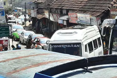Holidays are no fun for people of Meppadi as traffic woes continue ...