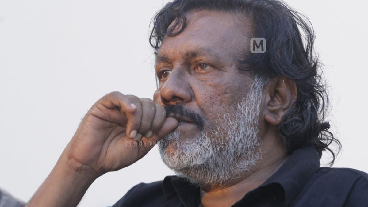 Kureepuzha Sreekumar wins Asan Memorial Poetry Prize