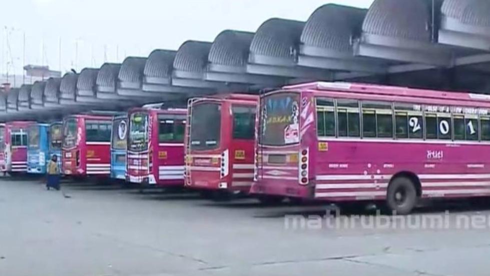 Private bus strike begins in Kerala