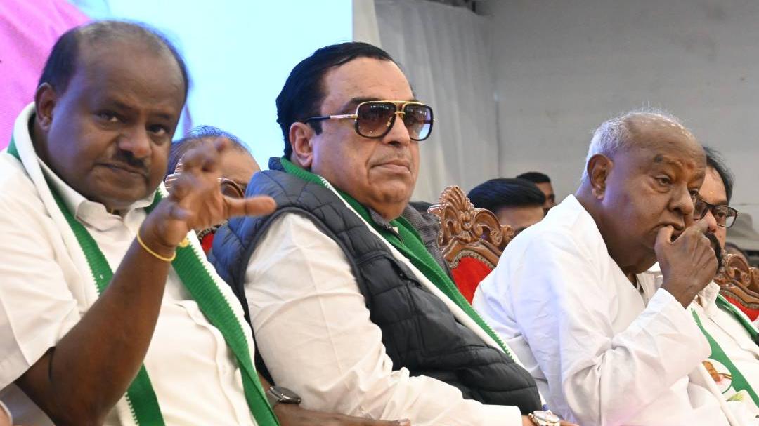 JD(S) patriarch Deve Gowda sacks K'taka unit president Ibrahim ...