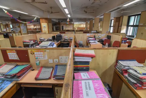 Biometric punching system in govt offices from today onwards