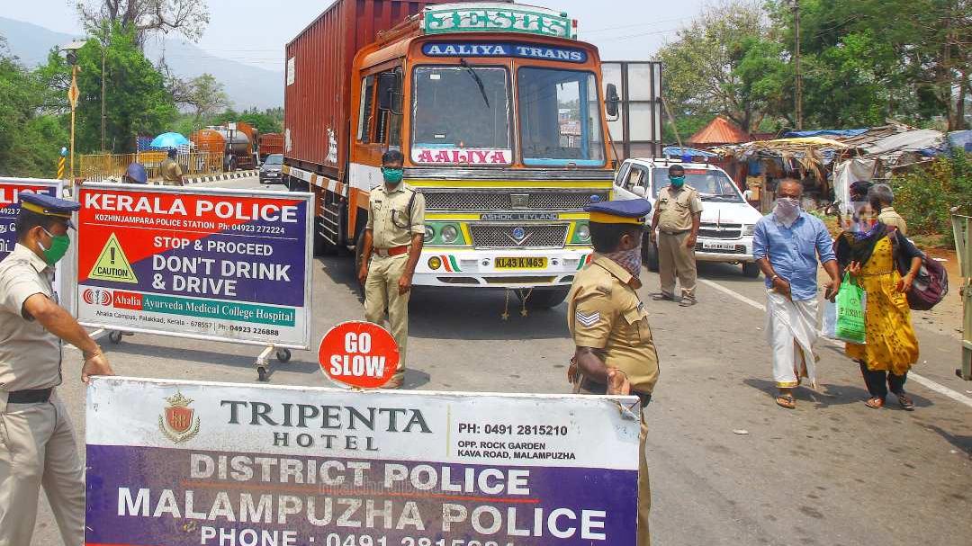 Nipah scare: Tamil Nadu intensifies surveillance on Kerala borders Nipah scare: Tamil Nadu intensifies surveillance on Kerala borders