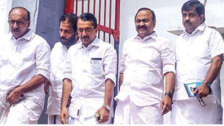 Satheesan visits Grow Vasu in Kozhikode jail, hails former naxal leader ...