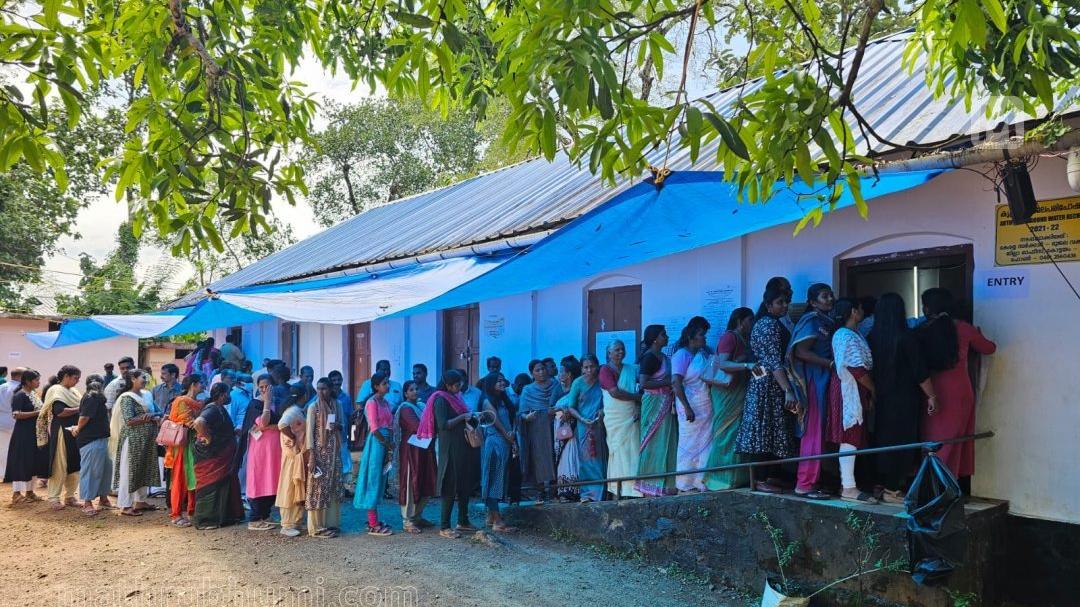 Puthuppally bypoll: Over 50 per cent turnout with more than 1 lakh ...