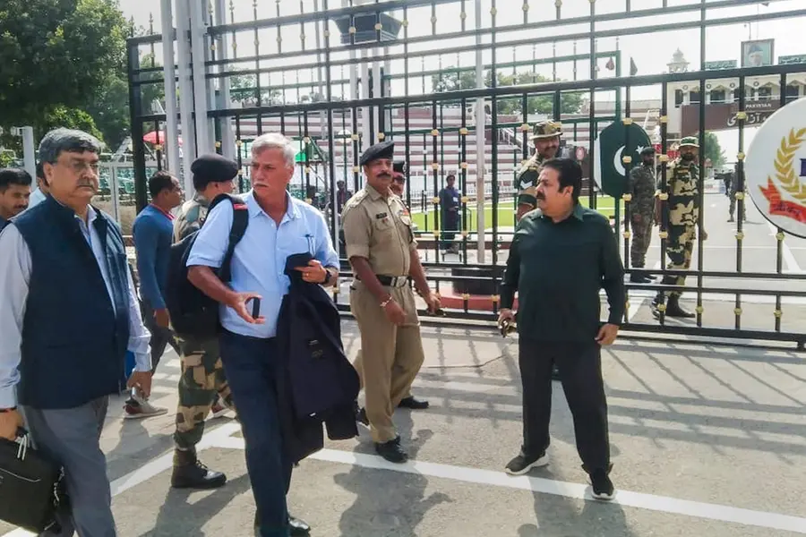 BCCI officials in Pakistan: Cricket and politics shouldn't be mixed ...