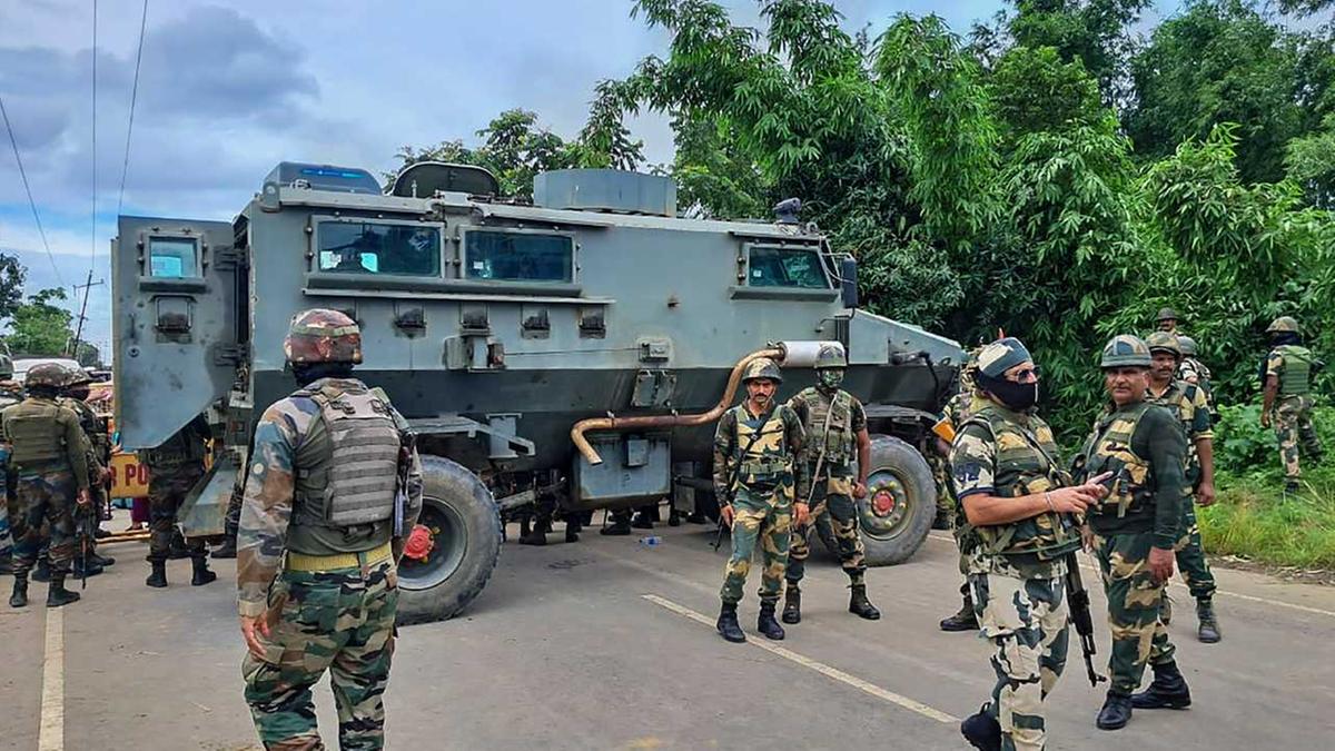 മണിപ്പൂരില്‍ പോലീസ് ഉദ്യോഗസ്ഥന്‍ അജ്ഞാതന്റെ വെടിയേറ്റ് മരിച്ചു; ആക്രമണം ...