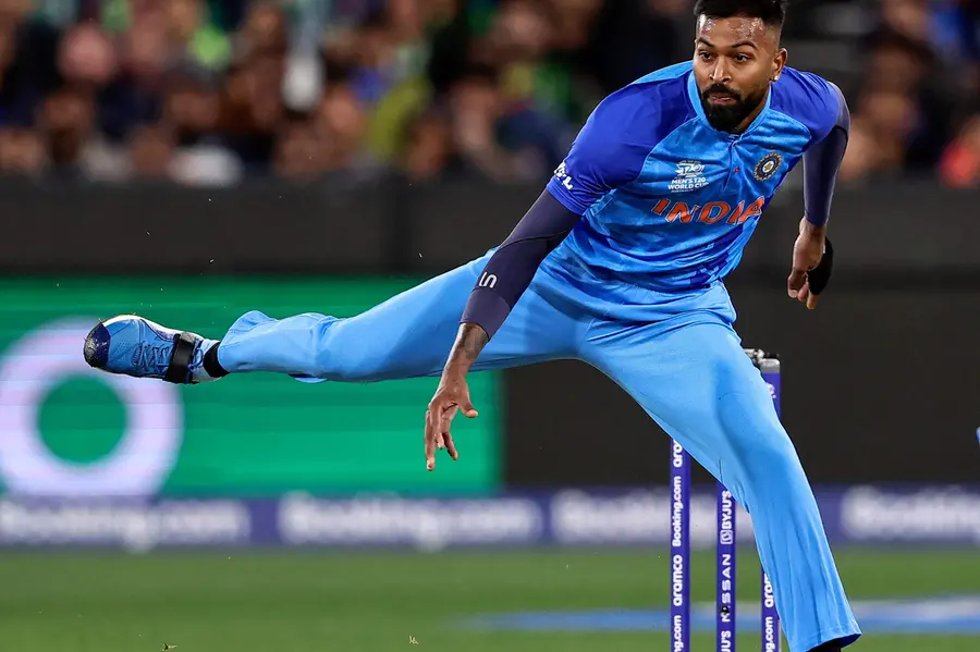 T20 WC: Hardik Pandya becomes 1st Indian to cross 1000 T20I runs and ...