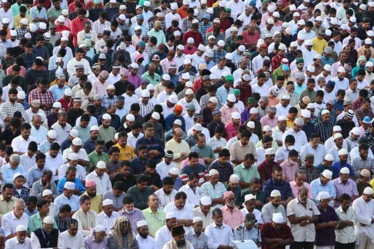 Bakrid celebrated in Kerala amid bad weather | Mathrubhumi English