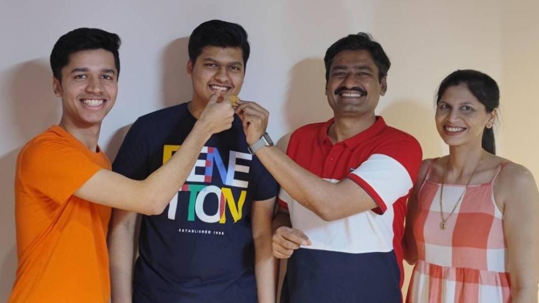 Prakhar Jain from Kochi tops JEE Advanced 2023 in Kerala | Mathrubhumi ...
