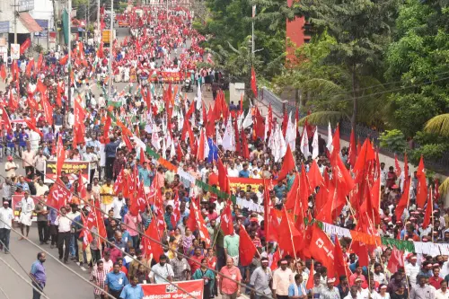 Union govt likely to withhold implementing labour codes until general ...