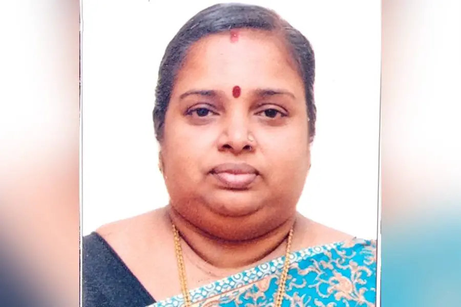 കോഴിക്കോട് ബസില്‍നിന്ന് തെറിച്ചുവീണ് യാത്രക്കാരി മരിച്ചു; വിനയായത് ...