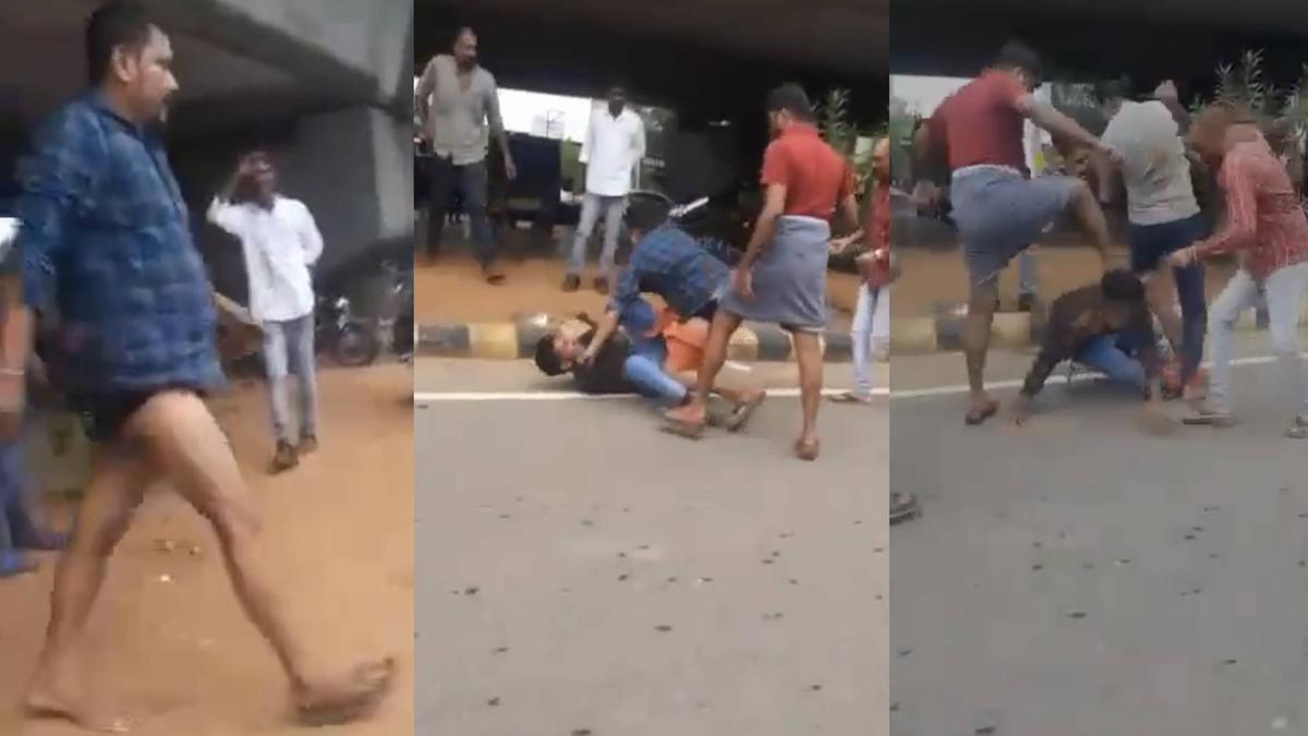 EKM: Violent brawl on busy road after car brushes against auto rickshaw ...