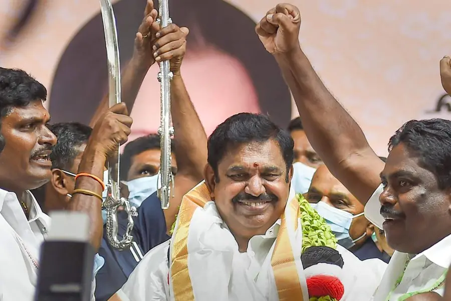 EC shows green light to Palaniswami's leadership; AIADMK celebrates ...
