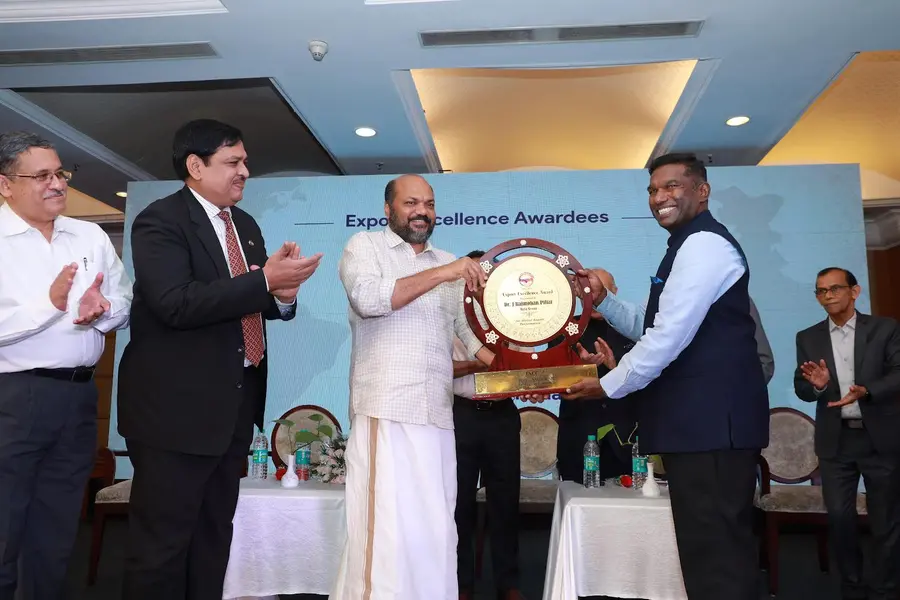 Dr J Rajmohan Pillai wins best cashew exporter award | Mathrubhumi English