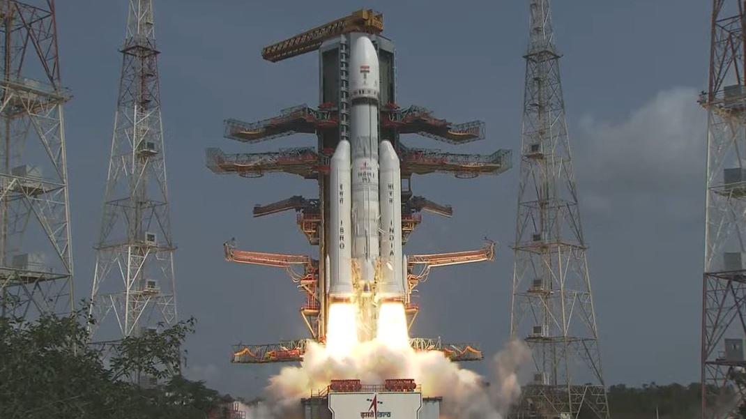 India's LVM3 rocket lifts off with 36 OneWeb satellites