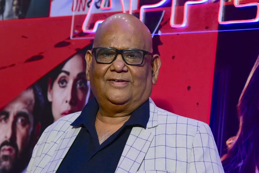 Actor Satish Kaushik cremated