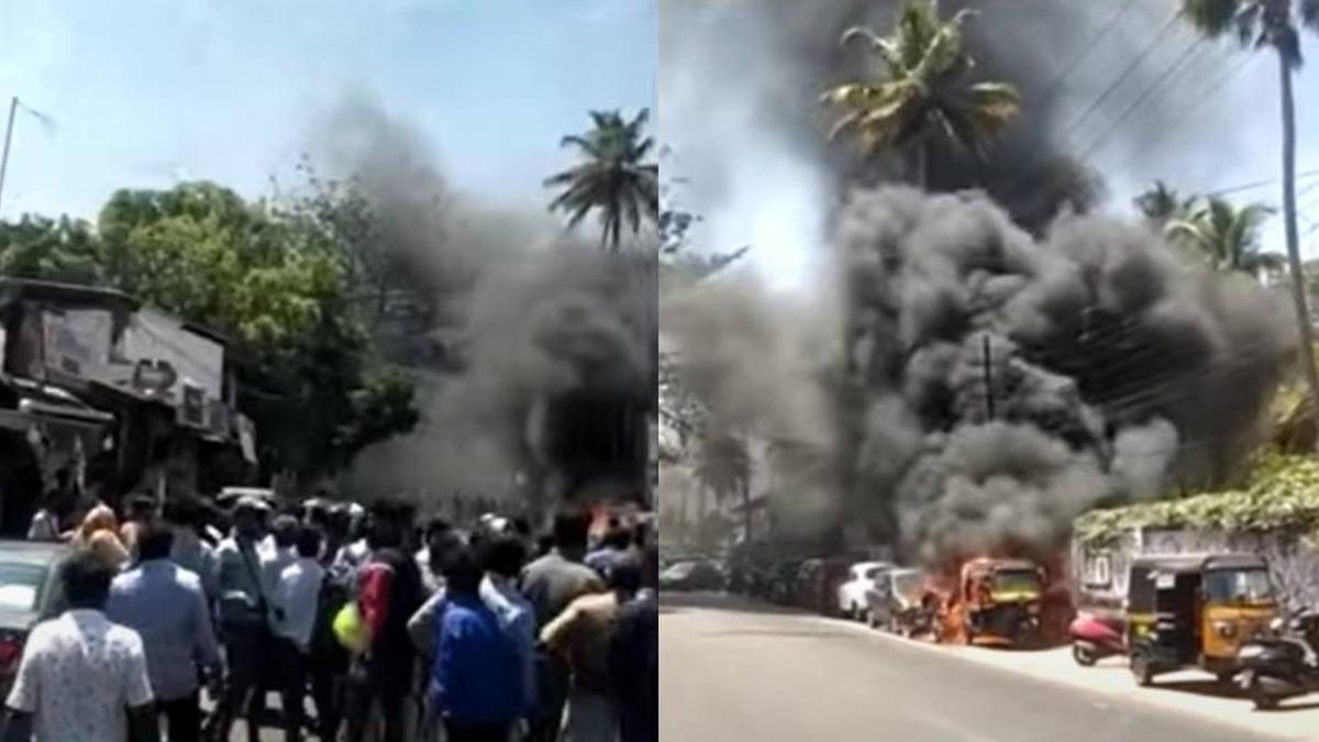 Running bike catches fire in Kollam; 5 other vehicles gutted