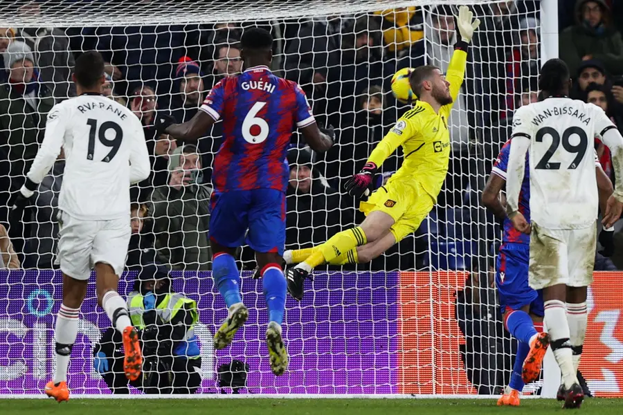 Crystal Palace ends Man United's winning run with 1-1 draw ...