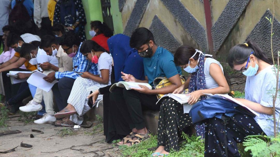 Frisking students for mobile phones hurts their self-respect, says ...