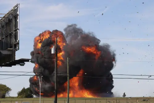 6 killed after vintage aircraft collide at Dallas air show ...