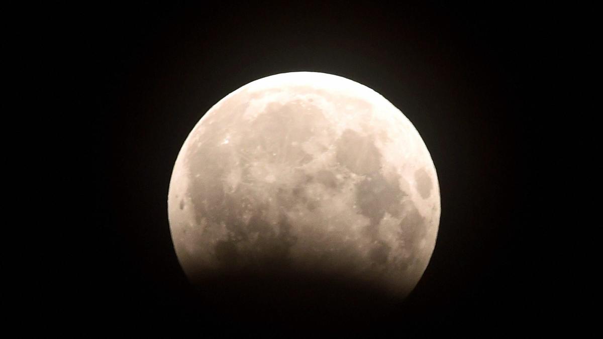 Kerala to witness total lunar eclipse today