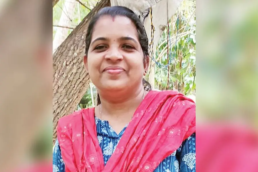 KSRTC honours conductor Sumangali for winning record collection on ...