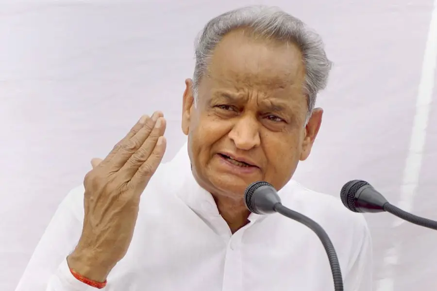 Only Rahul can challenge Modi: Ashok Gehlot | Mathrubhumi English