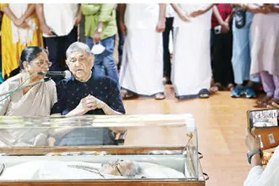 Brushing off indifferences, Mary Roy's brother George Isaac attends ...