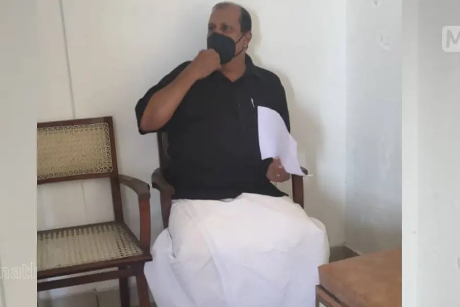 PC George appears in black attire, demands CM's resignation