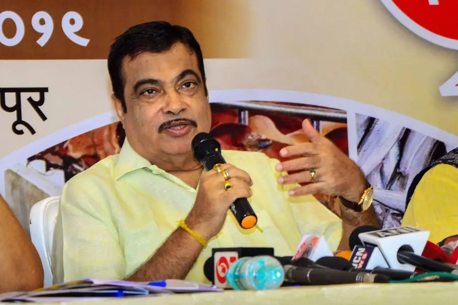 Will ensure no toll plazas within 60 km on highways, says Gadkari