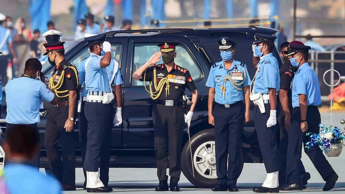 IAF Day: Prez, PM greet nation, laud air warriors for humane services