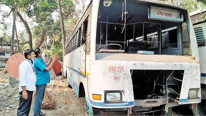 Old KSRTC buses running on roads while fit ones lie in depots