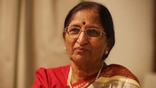 Book on Life of veteran singer B. Vasantha released