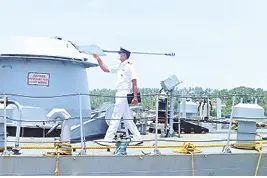 Vizhinjam bids adios to INS Kalpeni | Mathrubhumi English