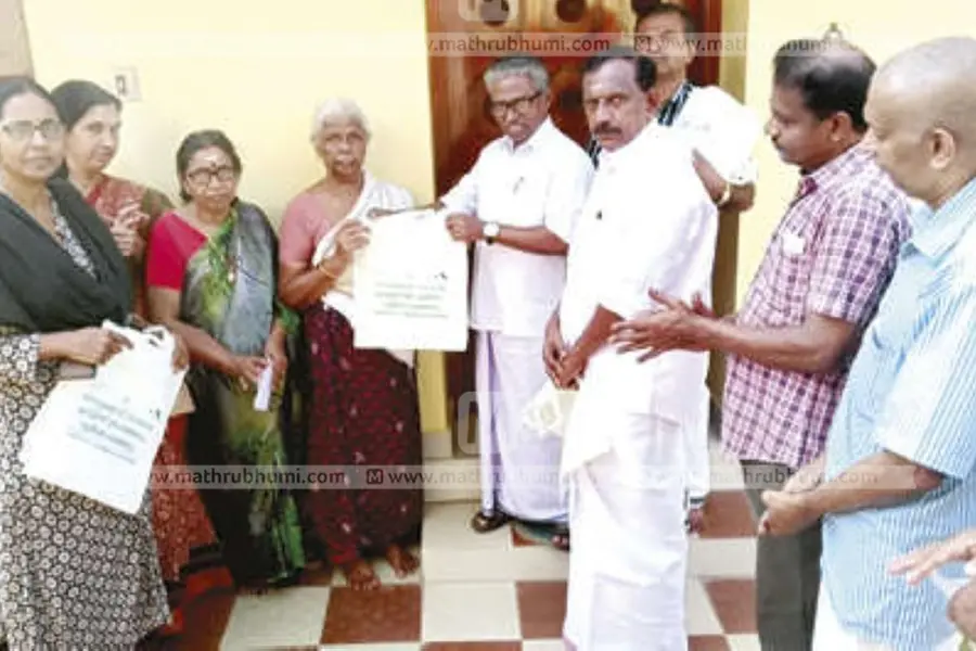 Councillor to bring cloth bags to all houses in the ward | Mathrubhumi ...