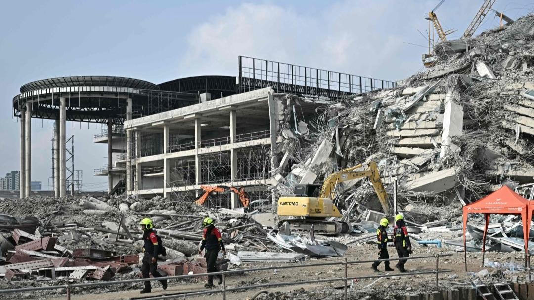 Nearly 700 dead, 1700 injured in Myanmar’s deadliest earthquake; Rescue efforts in full swing| VIDEO