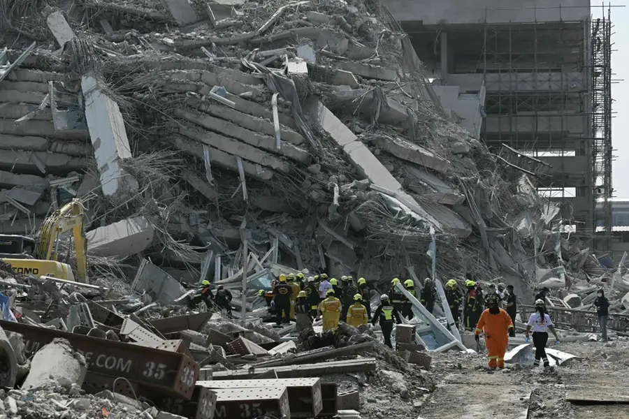 Bangkok earthquake: 7 people rescued, 2 dead after building collapse ...