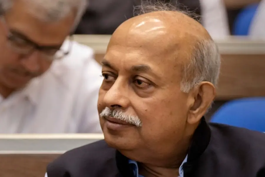 Former ED chief Sanjay Kumar Mishra is Prime Minister’s new Economic ...